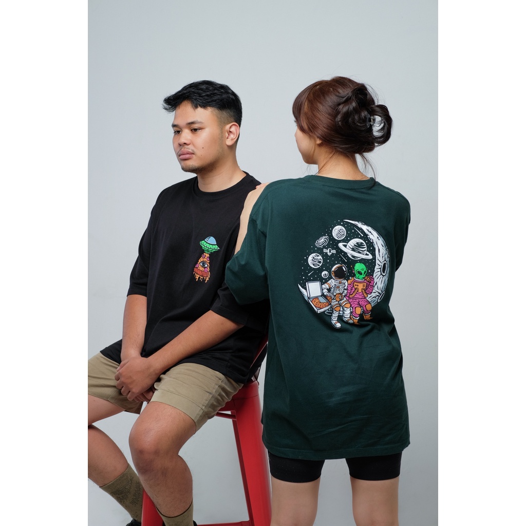 Jual MOGUE - PIZZA GALAXY OVERSIZED T-SHIRT WANITA/PRIA | Shopee Indonesia