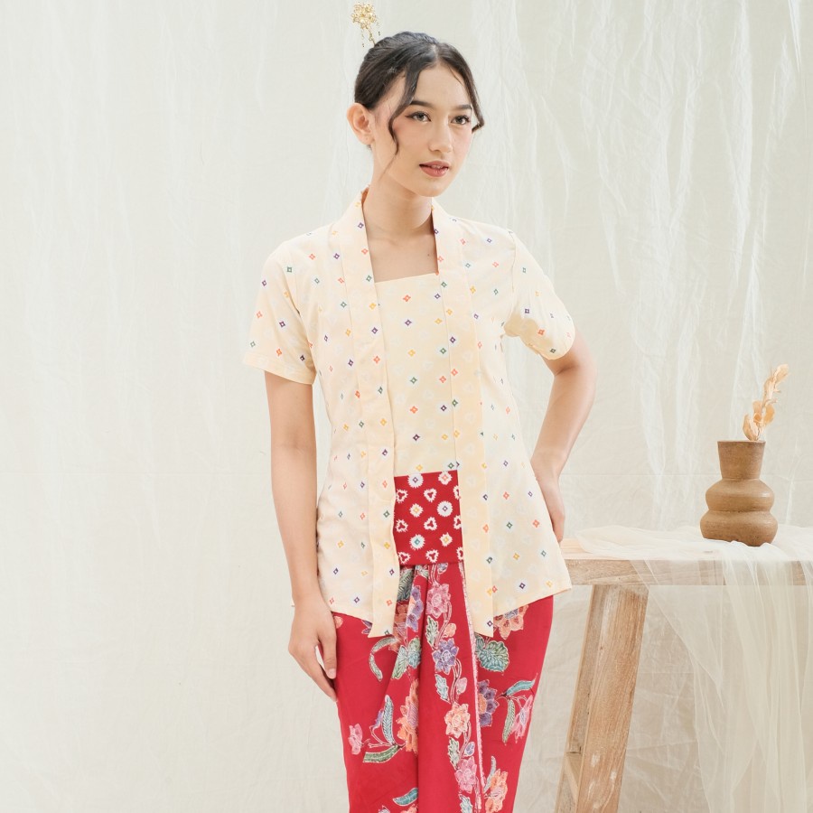 Jual Kebaya Jumputan Batik Lengan Pendek Meradelima Katun Cokelat Cream ...
