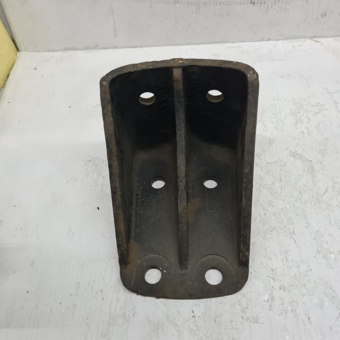 Jual Hanger Extra Mitsubishi Fuso Fm 516 R / R Mc 620953 Ohk -09504 # ...