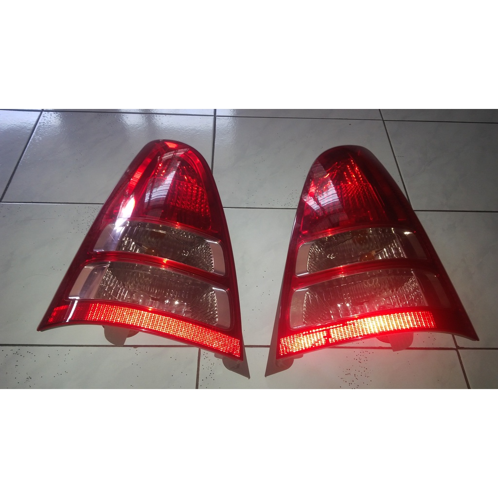 Jual REAR STOP LAMP LAMPU STOP BELAKANG TOYOTA INNOVA LAMA 2004 -2008 ...