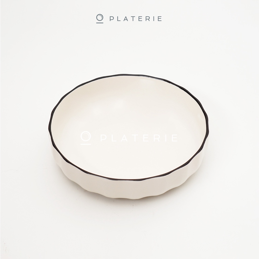 Jual PLATERIE Piring Porcelain Embossed Bowl / Deep Plate 6 & 8 Inch ...