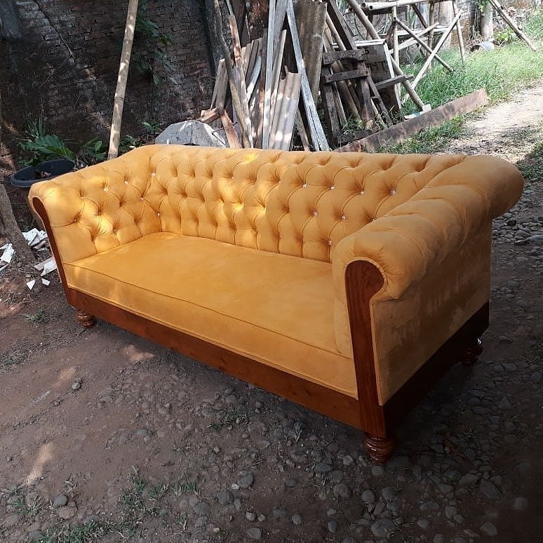 Jual Sofa Chesterfild 3 Seater Rangka Kayu Jati Model Jok Bludru ...