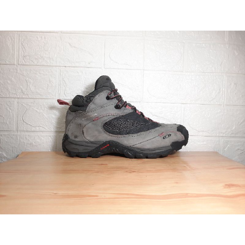 Jual sepatu outdoor | Shopee Indonesia