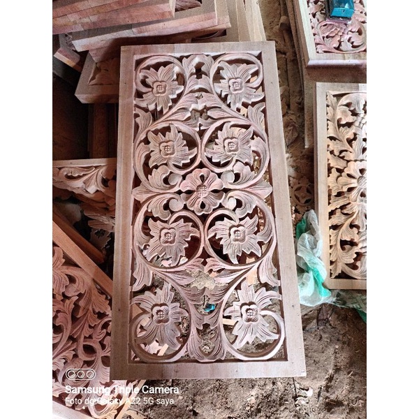 Jual Ornamen Ukiran Kayu Loster Ukir Liplang Kayu Roster Ukir 40x80 cm ...