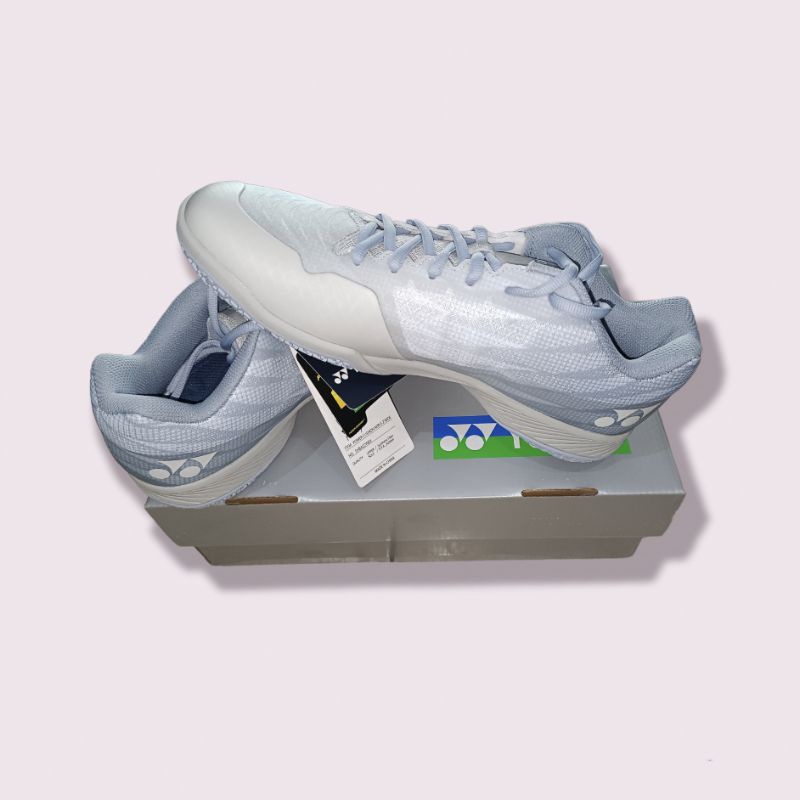 Jual SEPATU BADMINTON YONEX POWER CUSHION AERUS Z WIDE (light blue ...