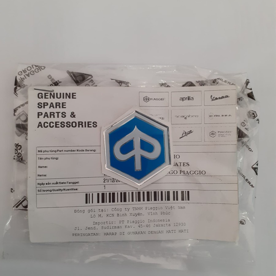 Jual Sparepart Piaggio Emblem sticker depan Piaggio Zip original ...