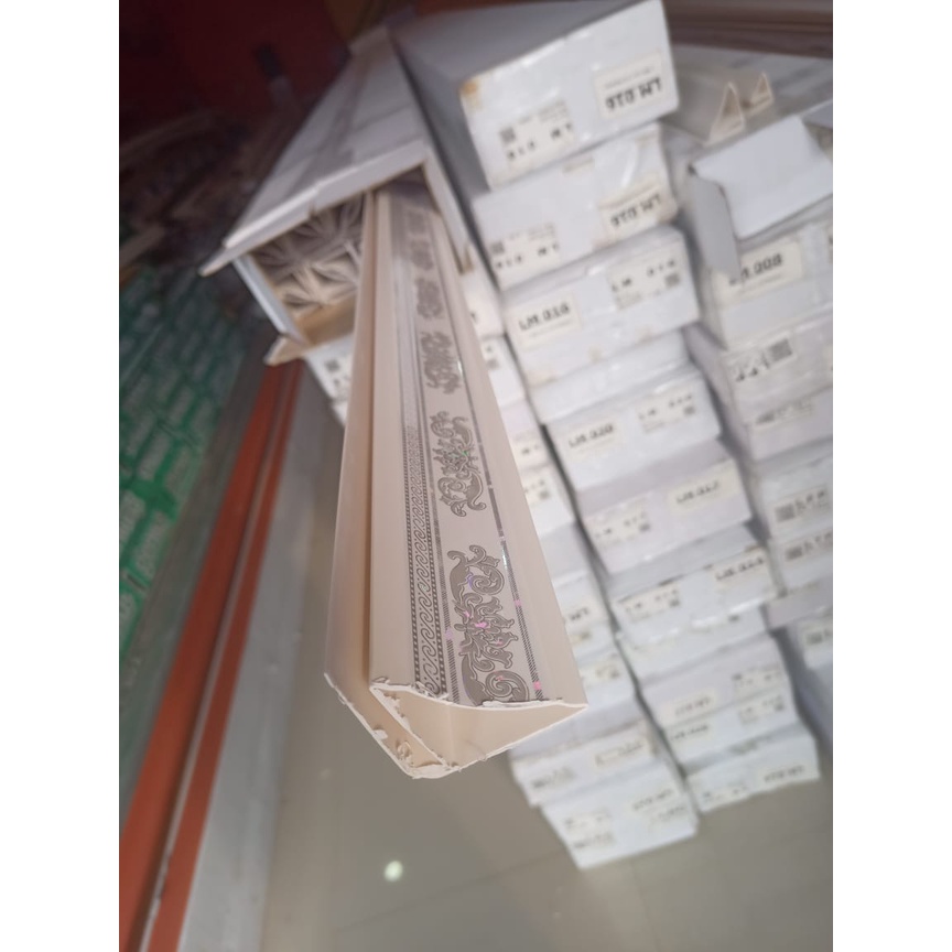 Jual List Tembok Profil Sudut PVC Variasi motif lebar 6 cm | Shopee ...