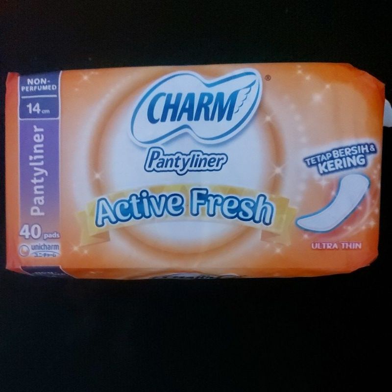 Jual Charm Pantyliner Cooling Fresh 32 Pure Style 40 Long & Wide 28 ...