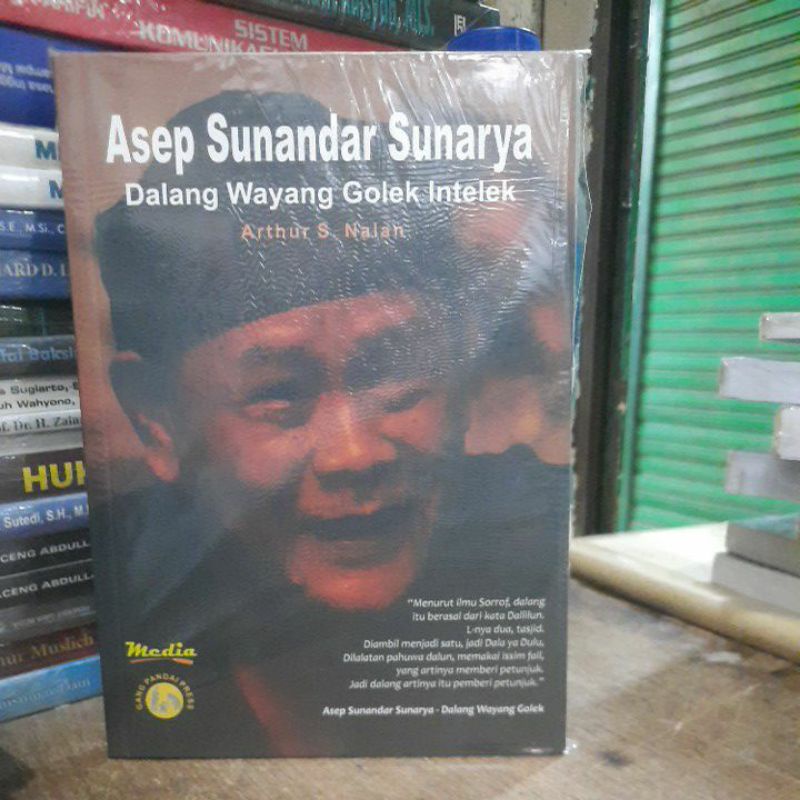 Jual Asep sunandar sunarya dalang wayang golek intelek. | Shopee Indonesia