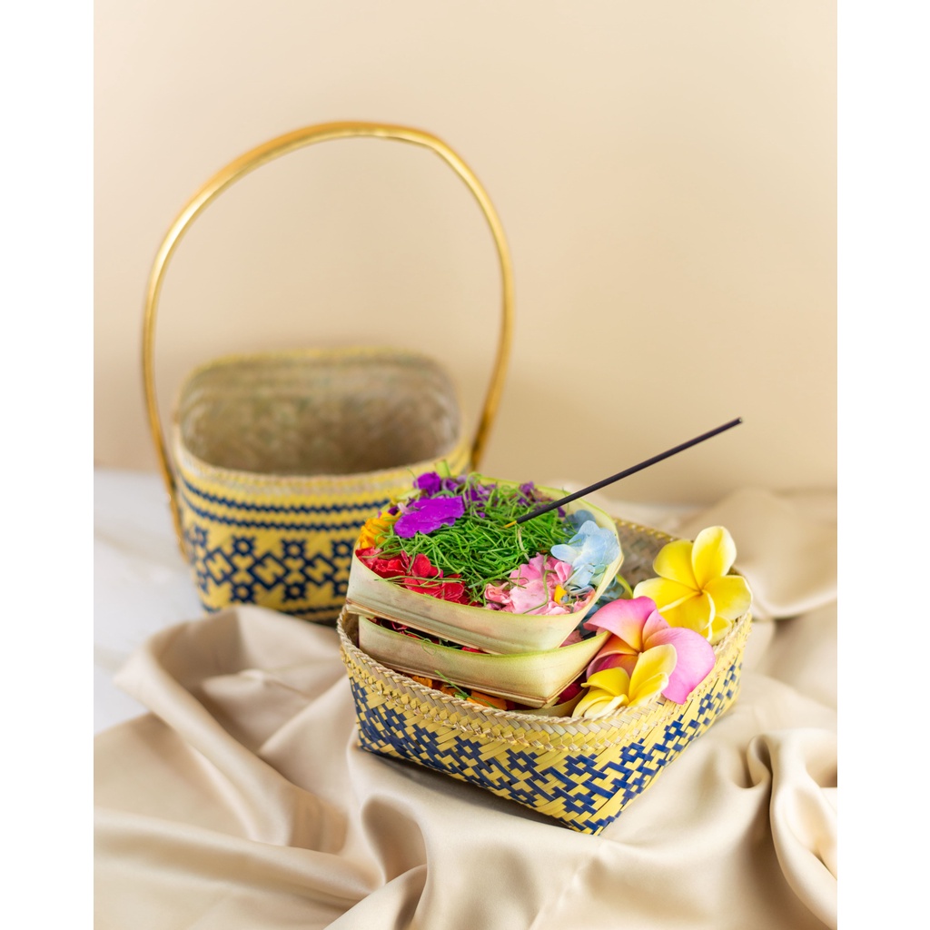 Jual Tas Tempat Canang/ Kwangen/ Sokasi/ Keben/ Tempa Muspa | Shopee ...