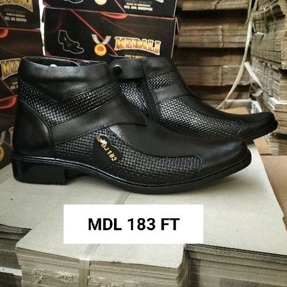 Jual Sepatu kulit Medali pria PDH boots polri TNI security guard PNS ...