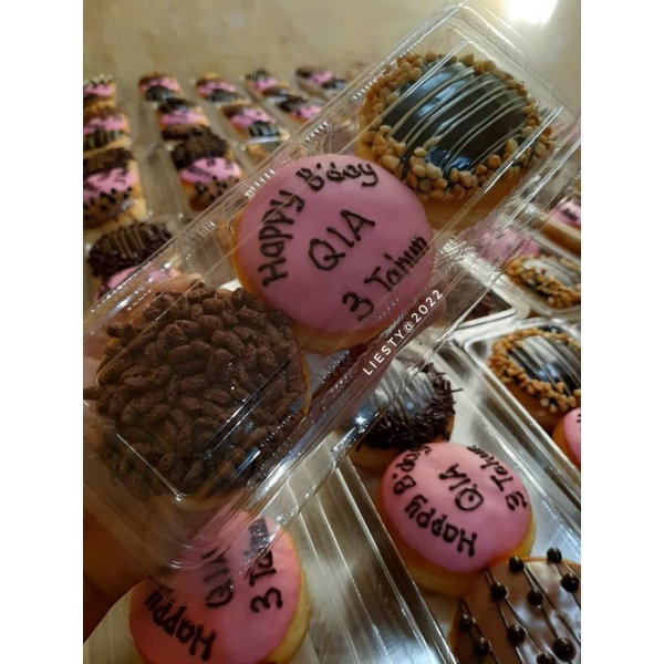 Jual Donat mika isi 3 dengan ucapan | Shopee Indonesia