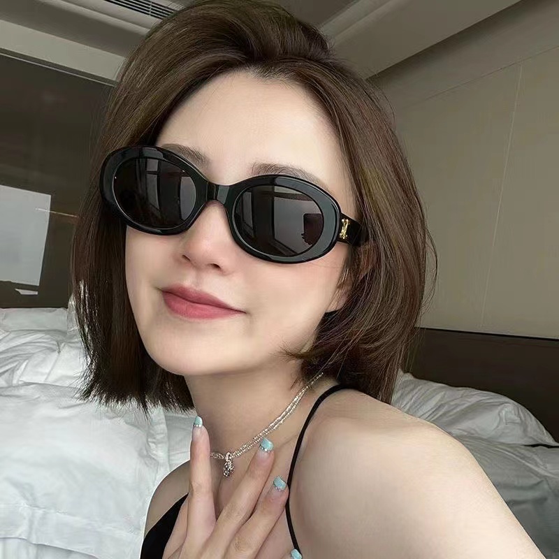 Jual Kacamata Hitam Wanita Model retro oval Ukuran Kecil | Shopee Indonesia