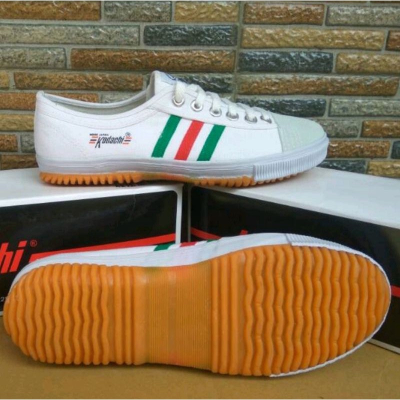 Jual KODACHI Sepatu Capung Badminton Volly Cowok Dewasa Kodaci Rainbow ...