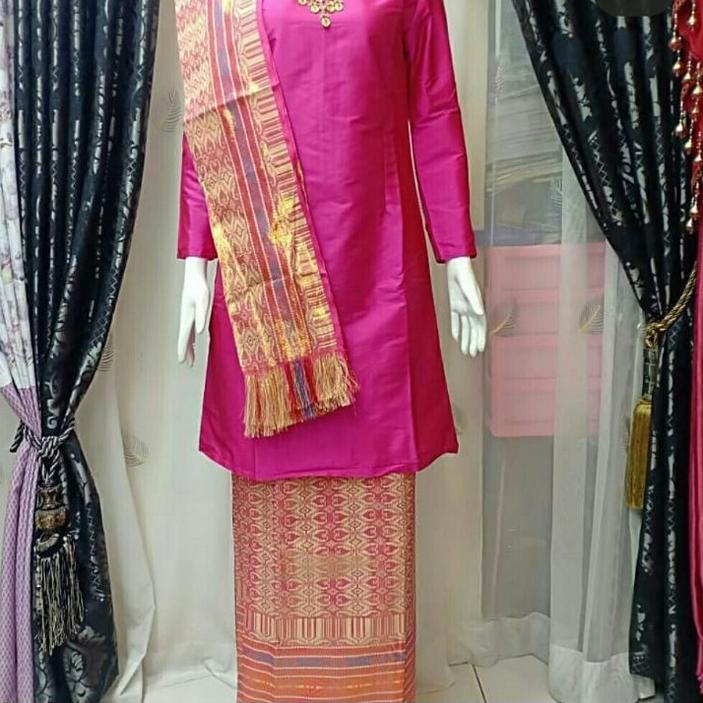 Jual >V44859) SET BAJU KURUNG ROK SONGKET DAN SELENDANG / BAJU KURUNG MELAYU KAIN SONGKET ...