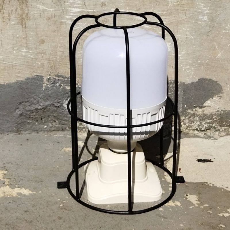 Jual bracket lampu bohlam plafon rumah . pengaman safety lamp kurung ...