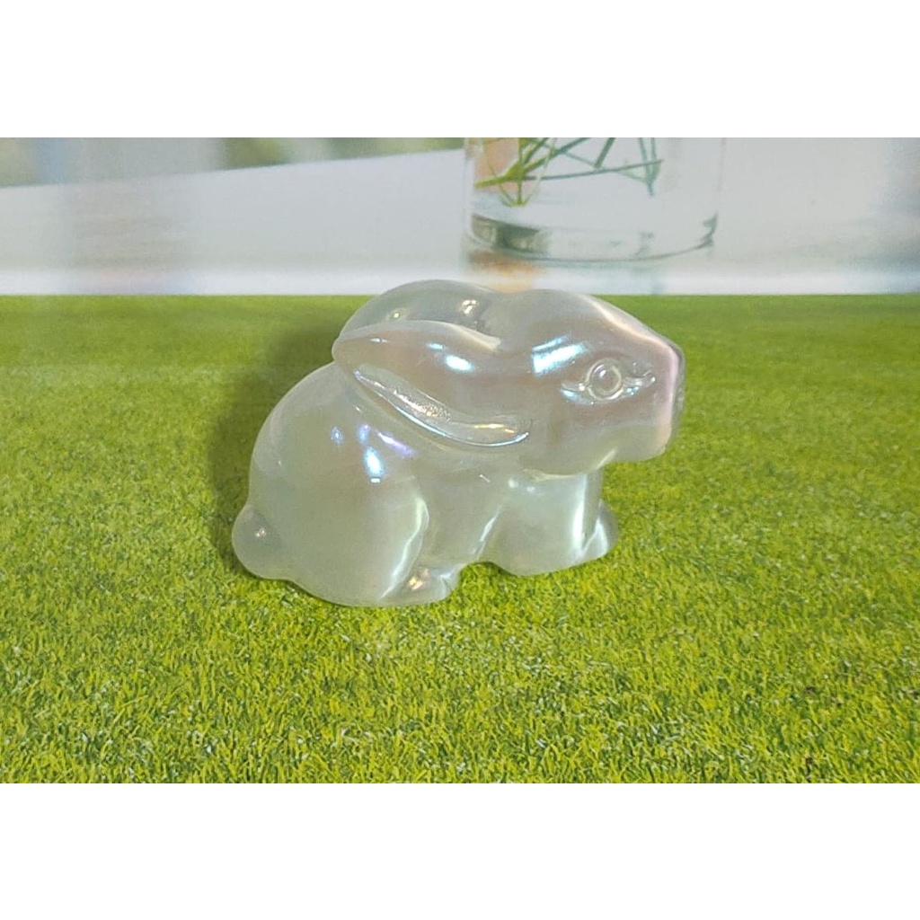 Jual Natural Cat Eye Selenite Rabbit Carving (plating Titanium Rainbow ...