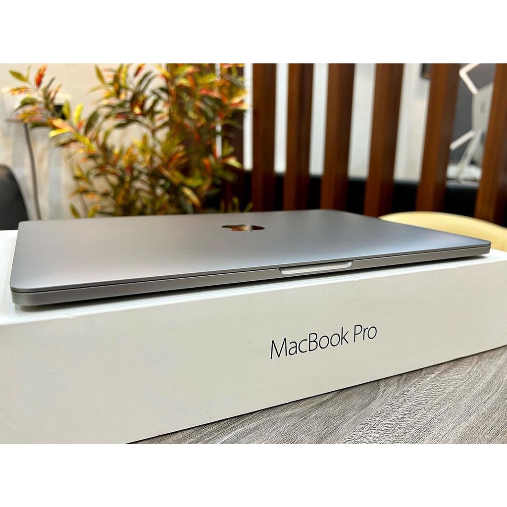Jual Macbook Pro 13 inch 2020 Core i5 256Gb 512Gb Second Original ...