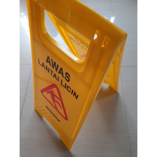 Jual Rambu keselamatan tanda Awas Lantai Licin | Shopee Indonesia