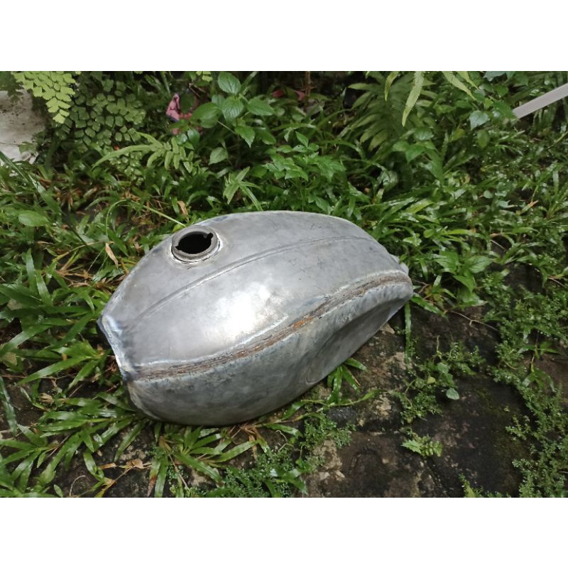 Jual Tangki motor british custom tengki motor custom Britis PNP Megapro ...