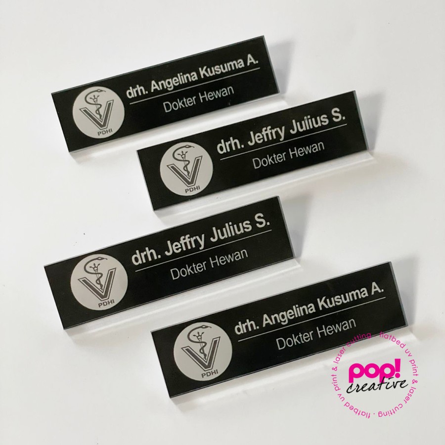 Jual Pin Akrilik Pin Nama Name Tag BISA SATUAN Pin dada Perusahaan ...