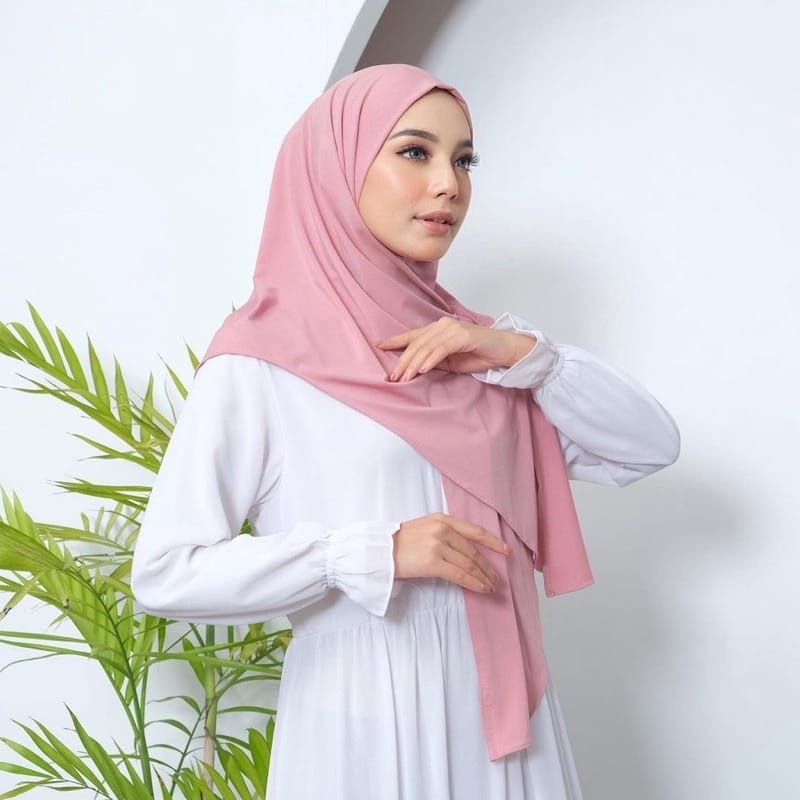 Jual HIJAB SEGITIGA INSTAN JERSEY PREMIUM\JILBAB SEGITIGA INSTAN OVAL ...