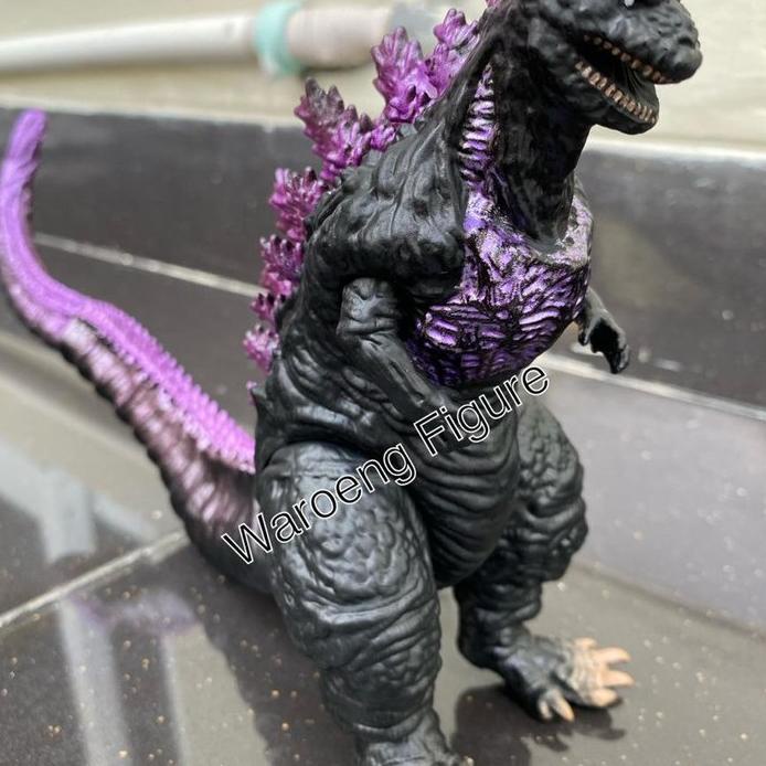 Jual New Products Shin Godzilla Action Figure / Mainan Godzilla ...