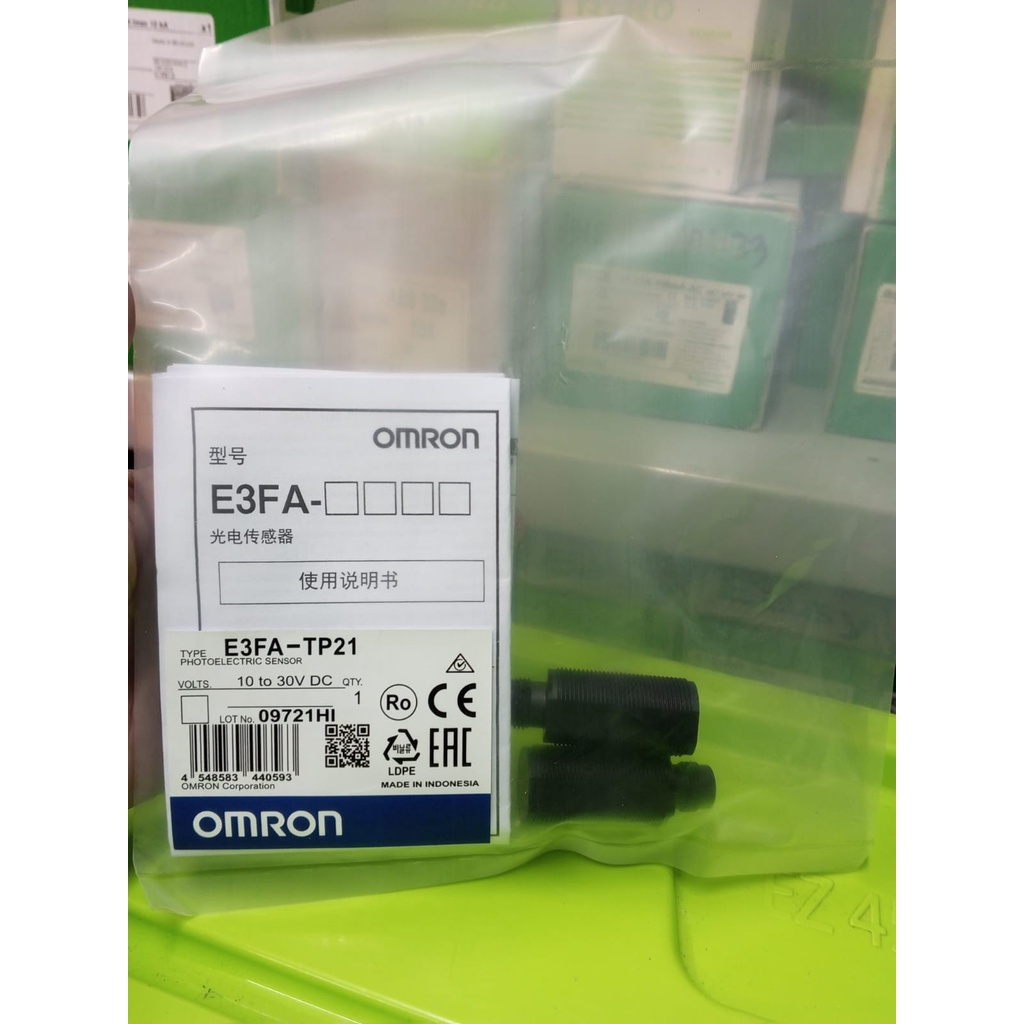Jual Photoelectric sensor OMRON E3FA-TP21 through-beam PNP, Light/Dark ...