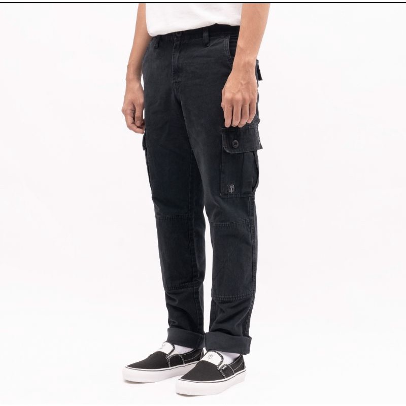 Jual cargo maternal disaster - VROW | Shopee Indonesia