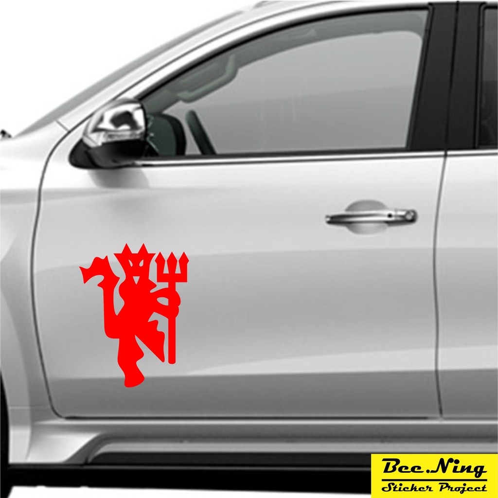 Jual STIKER PINTU MOBIL MANCHESTER UNITED 35 CM THE RED DEVIL STIKER ...