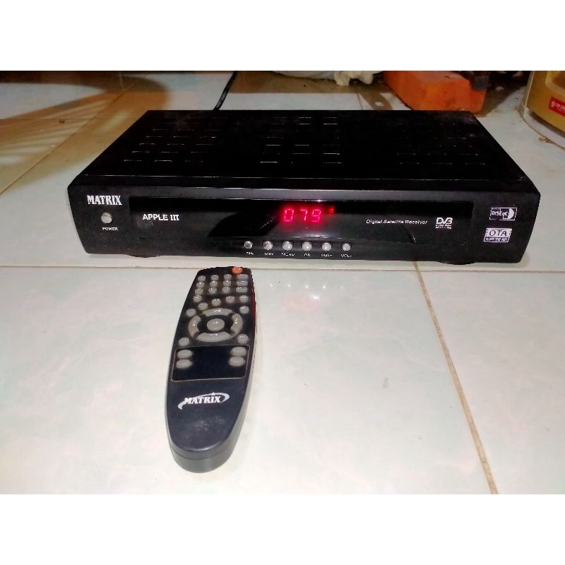 Jual DIGITAL SATELIT RECEIVER MATRIX APPLE III bukan stb tv digital ...