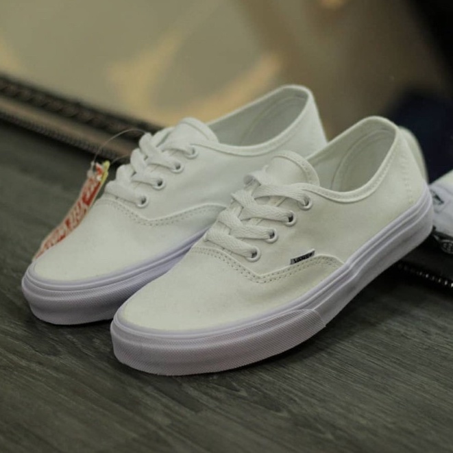 Jual SEPATU VANS AUTHENTIC MONO FULL WHITE PREMIUM BNIB SEPATU PRIA ...
