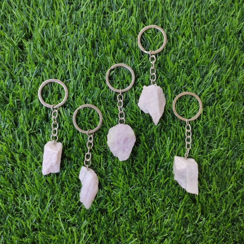 Jual Kunzite Raw Natural Crystal Healing Stone Gantungan Kunci ...