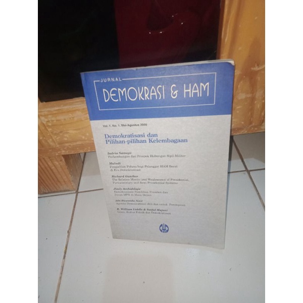 Jual BUKU ASLI JURNAL DEMOKRASI DAN HAM | Shopee Indonesia