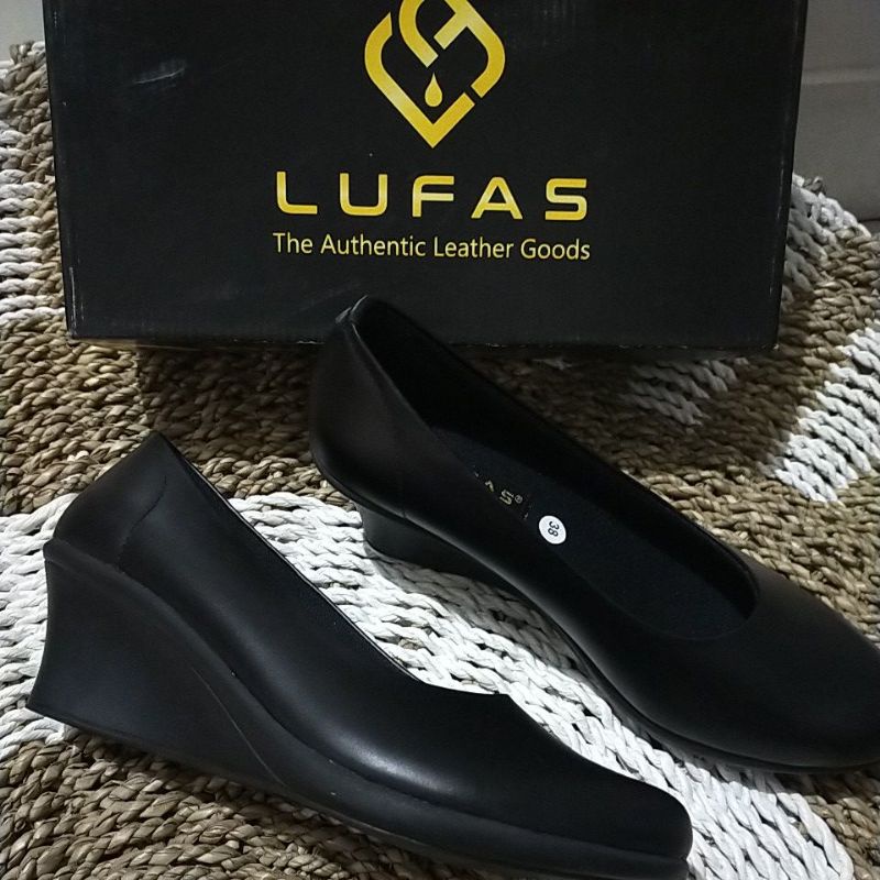 Jual Wedges lufas | Shopee Indonesia