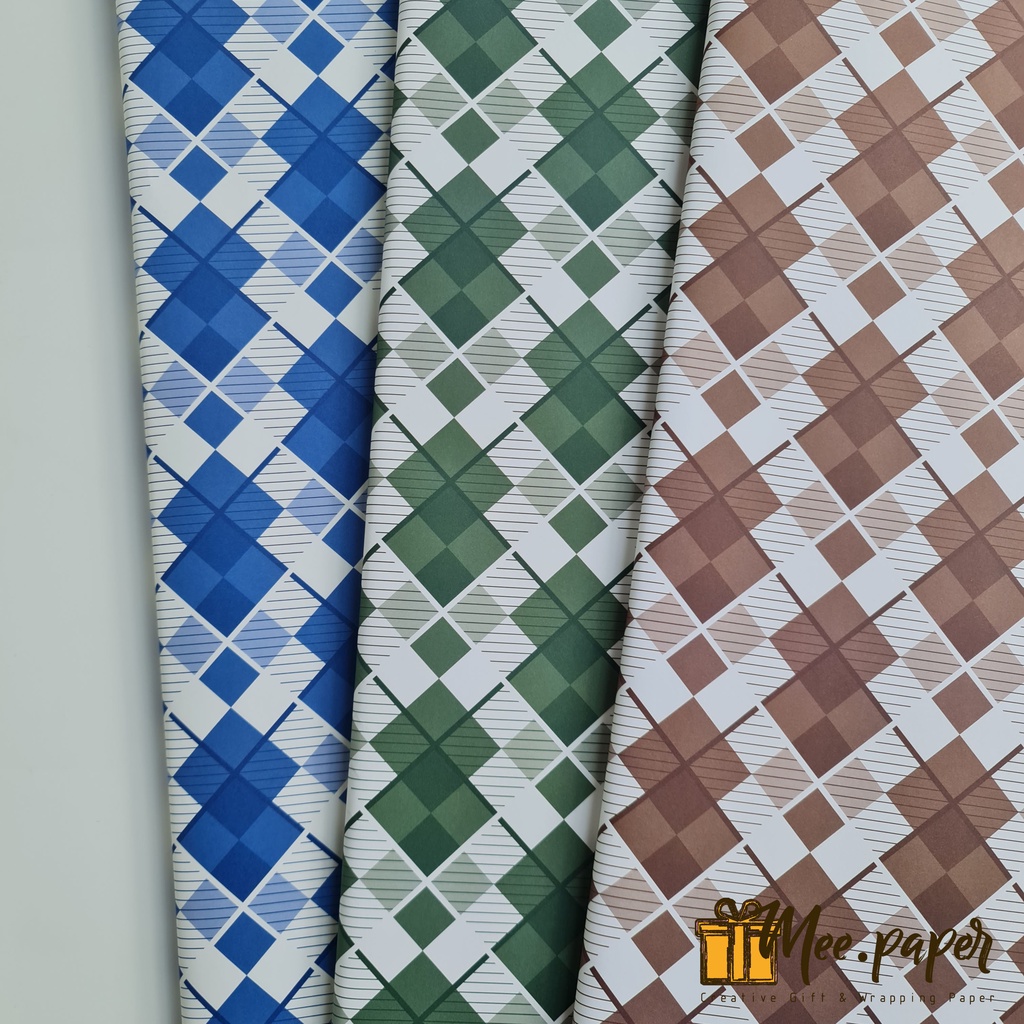 Jual Kertas Kado Sansan Wawa Motif Batik Wajik Triple Color, Bungkus ...
