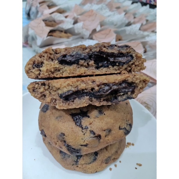 Jual Big Chewy cookies/soft cookies/monster cookies/cookies besar ...