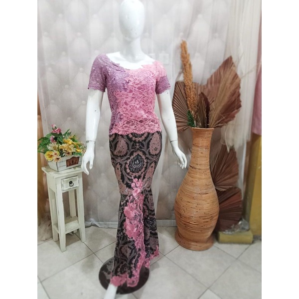 Jual Setelan Kebaya Brokat Kombinasi Untuk Wisuda/Resepsi | Shopee ...