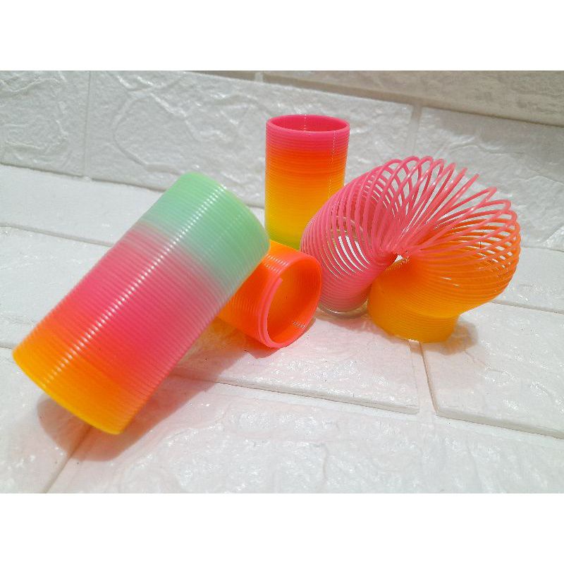 Jual rainbow spring Mainan PER MURAH / SPRING PEGAS RAINBOW / YOYO ...
