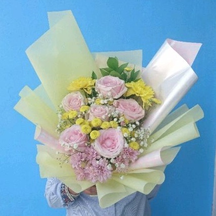 Jual BOUQUET BUNGA MAWAR SEGAR HADIAH KADO TUNANGAN ULTAH SEMPRO WISUDA ...