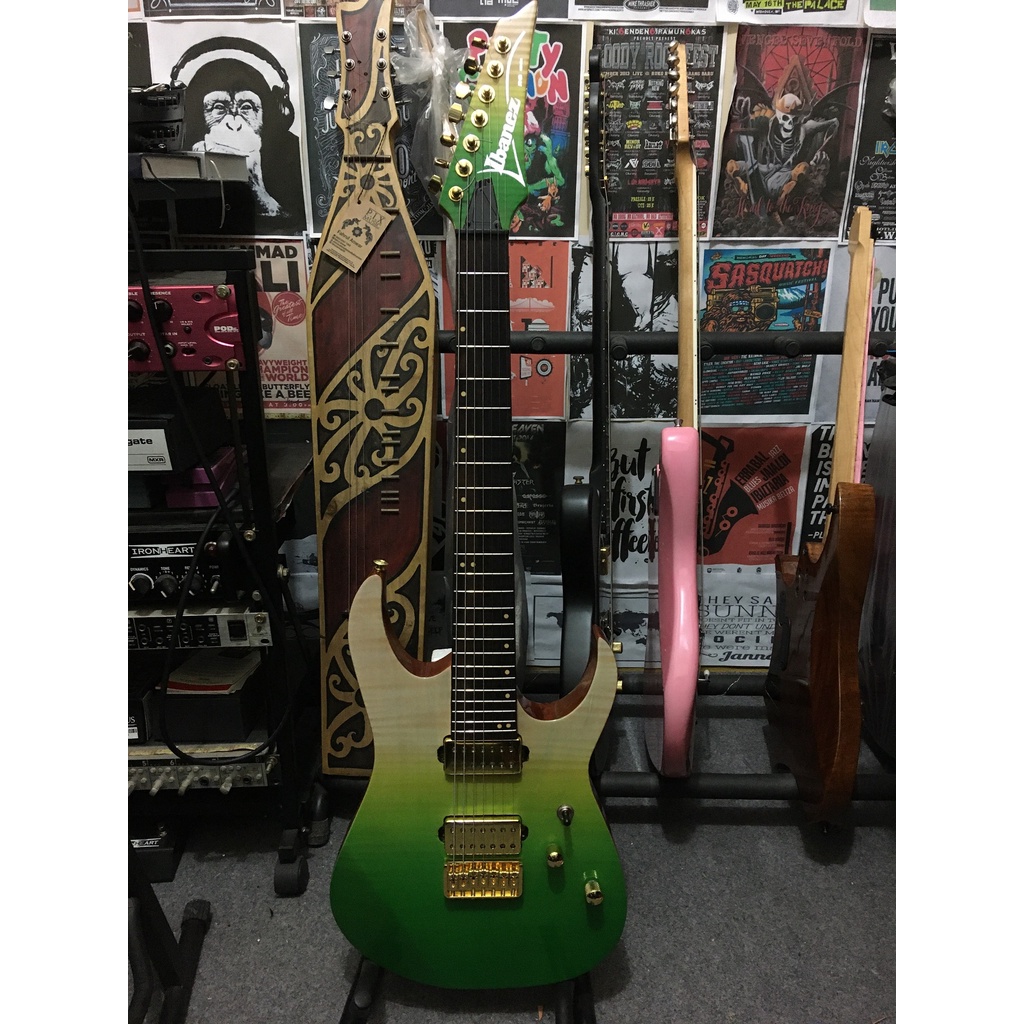 Jual Gitar Elektrik Ibanez RGD 7 String - Transparent Green Gradation ...