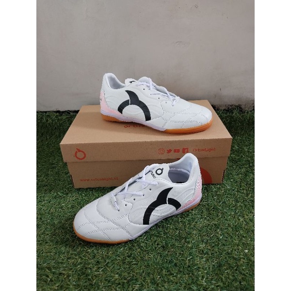 Jual sepatu futsal ortuseight catalyst vision v3 anak terbaru saat ini ...
