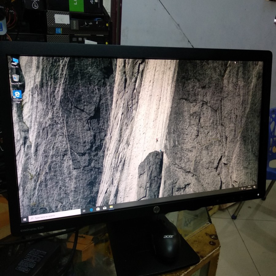 Jual Monitor LED DELL P2414H 24 INCH Mulus Like New Full HD - DELL/HP ...