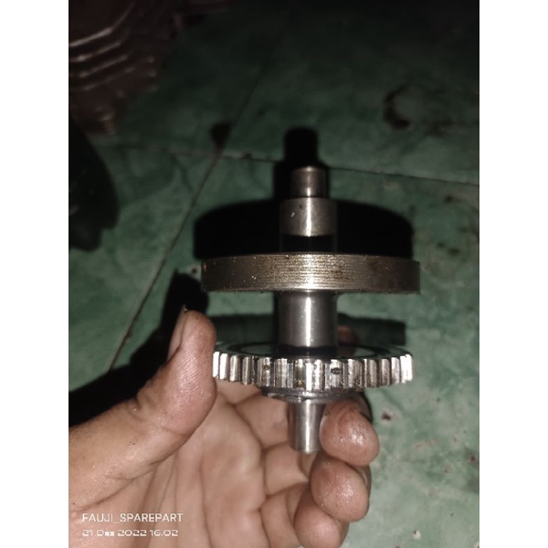 Jual balancer CBR/Cb150R/Sonic/GTR barang masih bagus ori bawaan motor ...