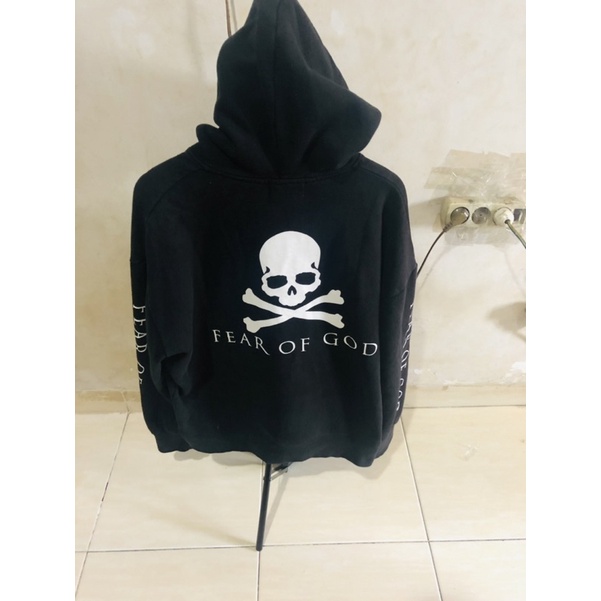 Jual fear of god second | Shopee Indonesia