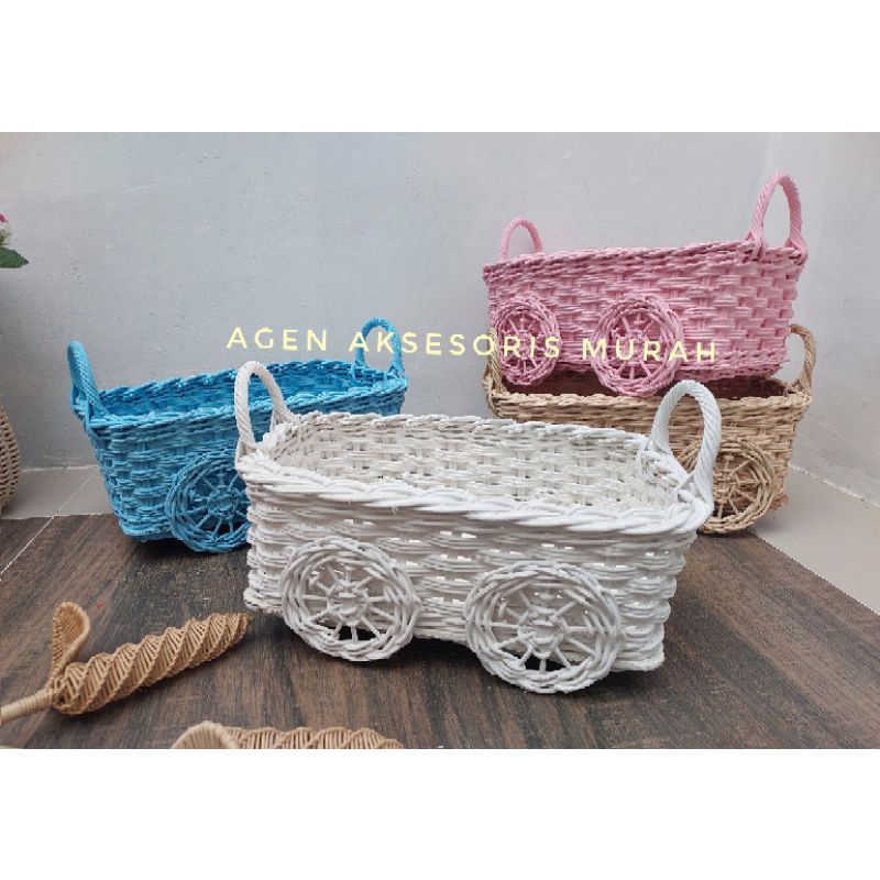 Jual Keranjang Rotan hampers souvenir model kereta roda | Shopee Indonesia