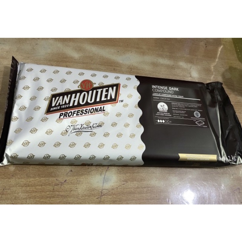 Jual Van Houten Dark Compound Chocolate 1kg blok/ dcc intense dark ...