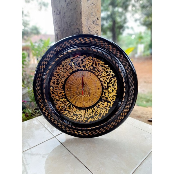Jual kaligrafi jam dinding diameter 55cm terbuat dari almunium dan kayu ...