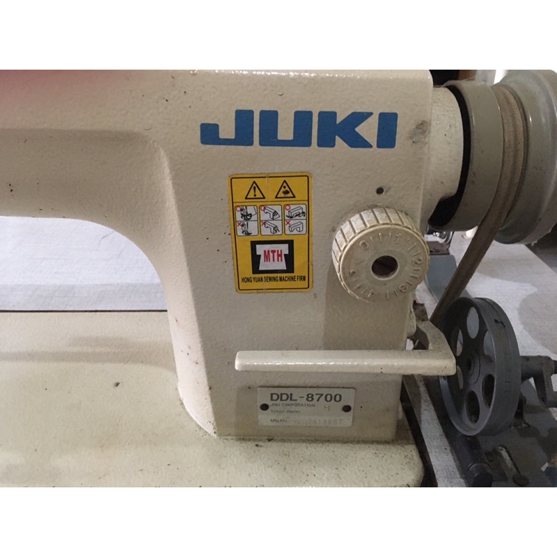 Jual MESIN JAHIT JUKI KONVEKSI MULUS FULLSET | Shopee Indonesia