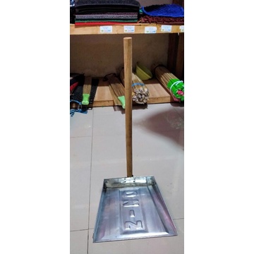Jual Cikrak/Pengki Seng Gagang Kayu | Shopee Indonesia